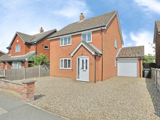 3 bedroom detached house for sale