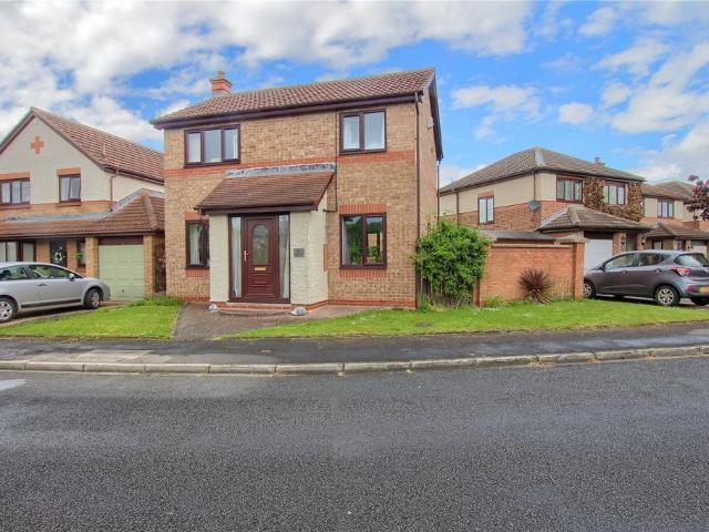 3 bedroom detached house for sale