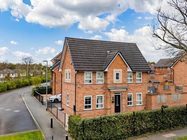 3 bedroom detached house for sale