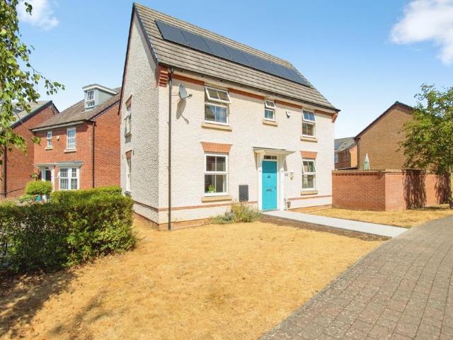 3 bedroom detached house for sale