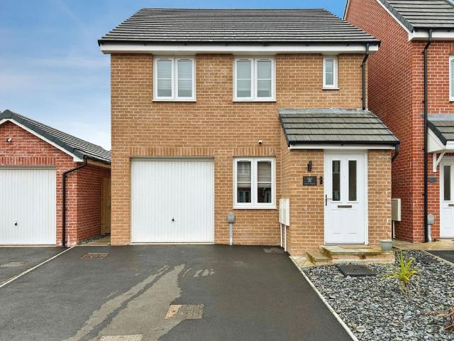 3 bedroom detached house for sale