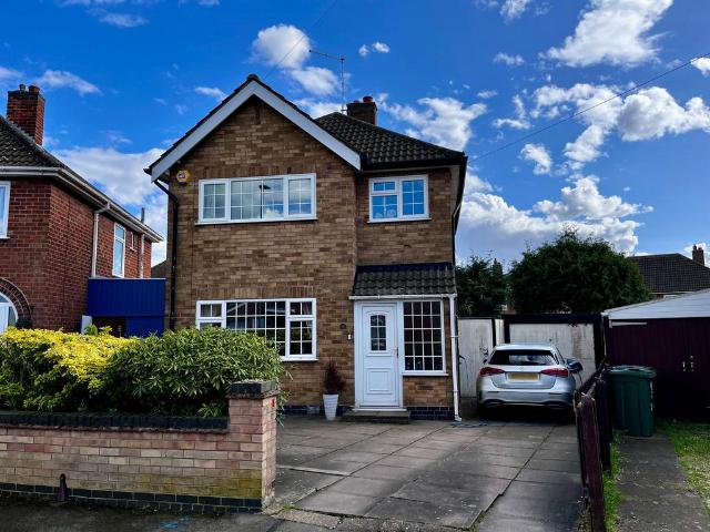 3 bedroom detached house for sale