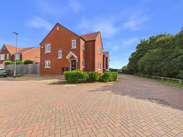3 bedroom detached house for sale