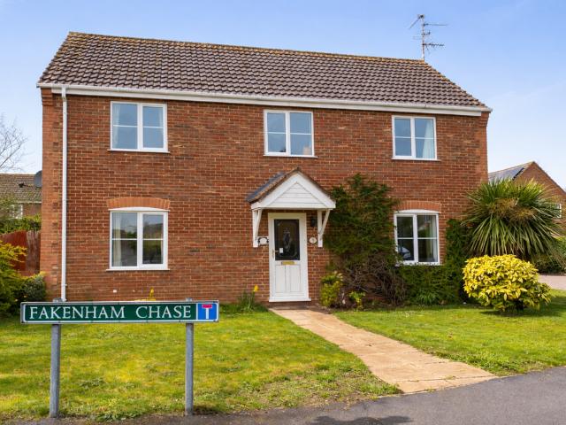 3 bedroom detached house for sale