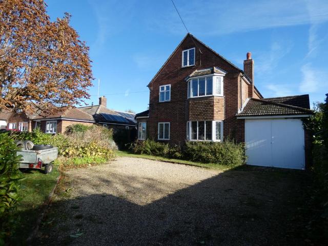 3 bedroom detached house for sale