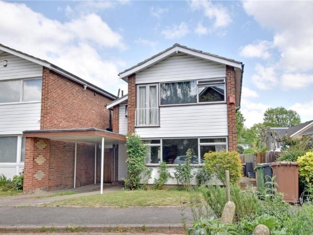 3 bedroom detached house for sale