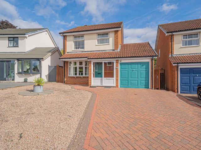 3 bedroom detached house for sale