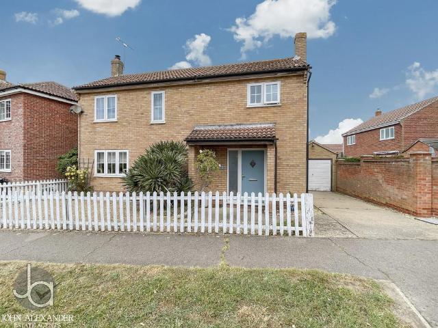 3 bedroom detached house for sale