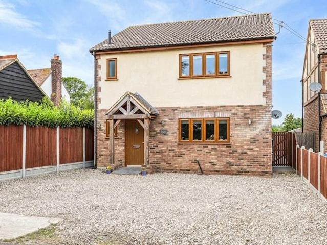 3 bedroom detached house for sale