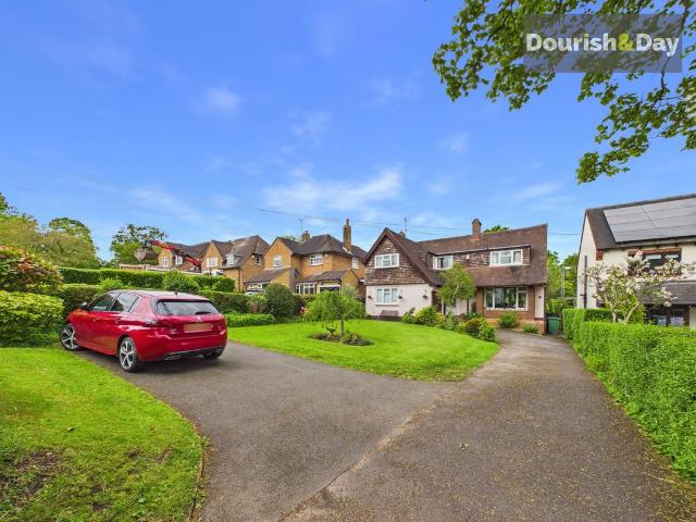 3 bedroom detached house for sale