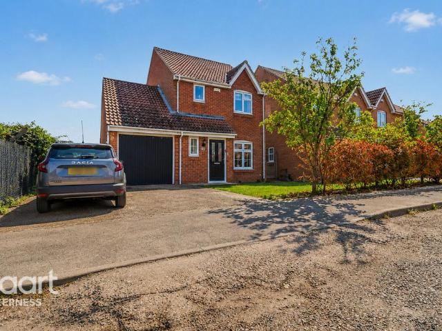 3 bedroom detached house for sale