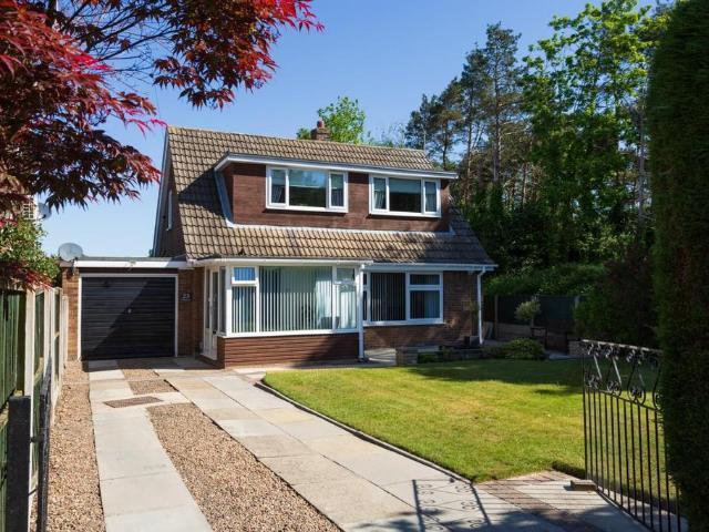 3 bedroom detached house for sale