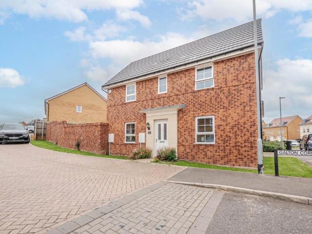 3 bedroom detached house for sale