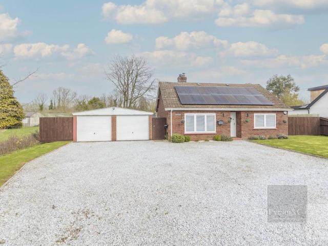 3 bedroom detached house for sale