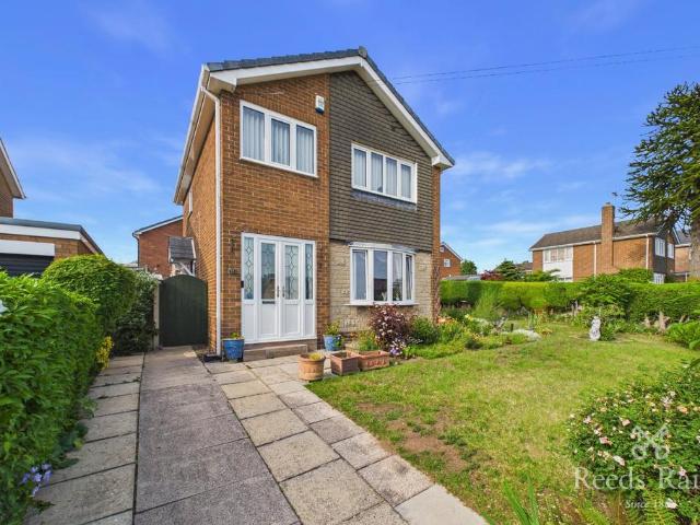 3 bedroom detached house for sale