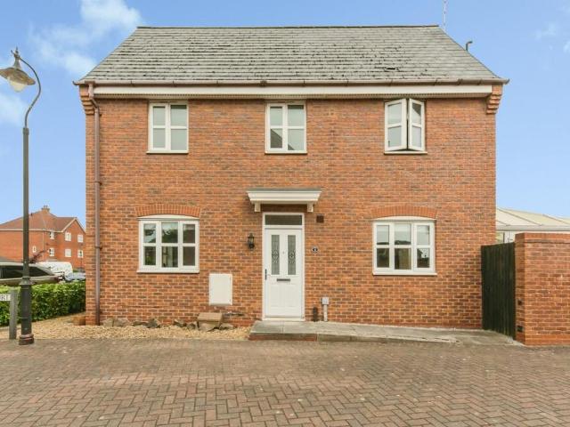 3 bedroom detached house for sale
