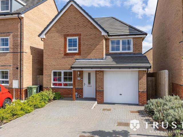 3 bedroom detached house for sale