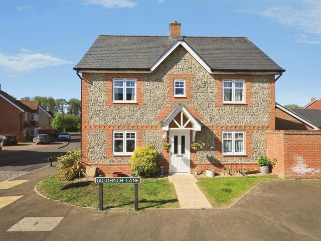 3 bedroom detached house for sale
