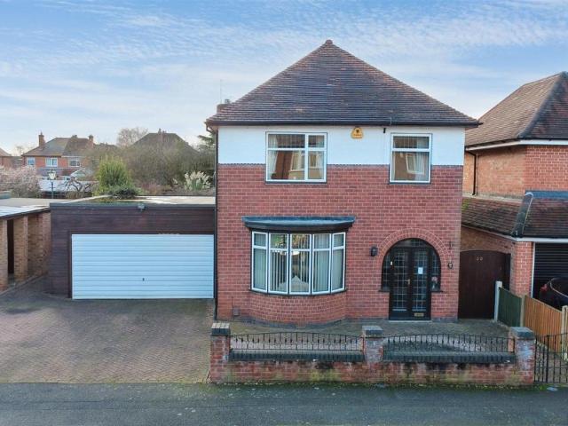 3 bedroom detached house for sale