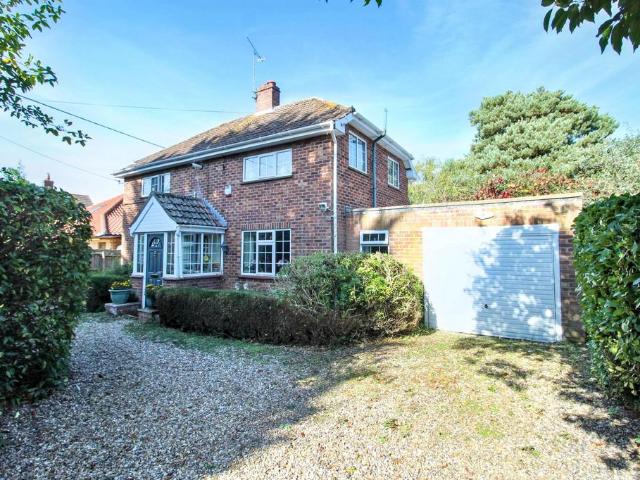 3 bedroom detached house for sale