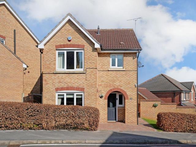 3 bedroom detached house for sale
