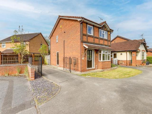 3 bedroom detached house for sale