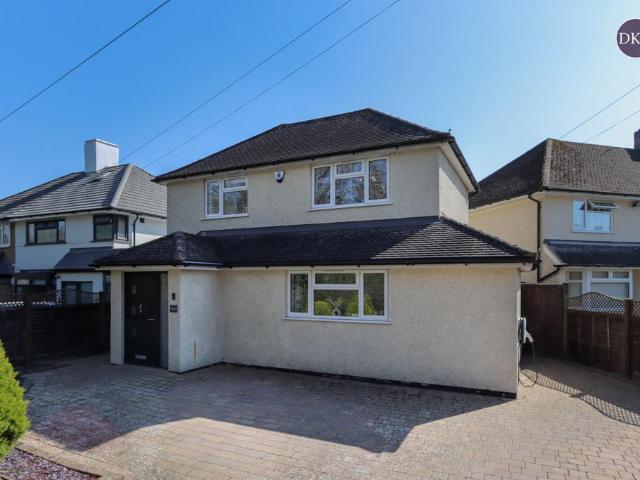 3 bedroom detached house for sale