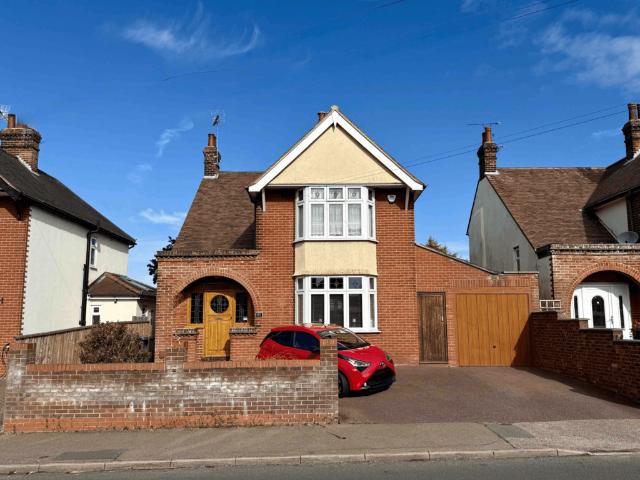 3 bedroom detached house for sale