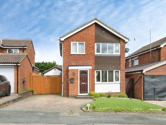 3 bedroom detached house for sale