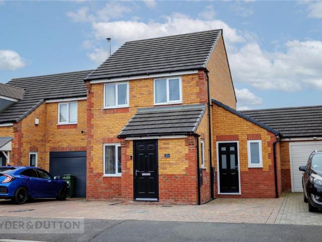 3 bedroom detached house for sale