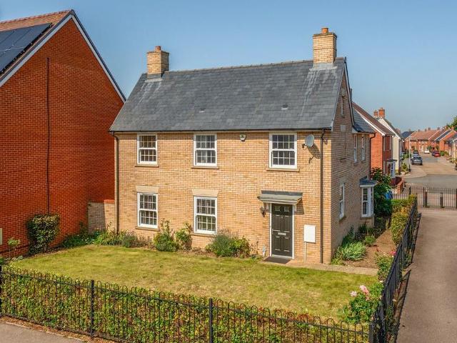 3 bedroom detached house for sale