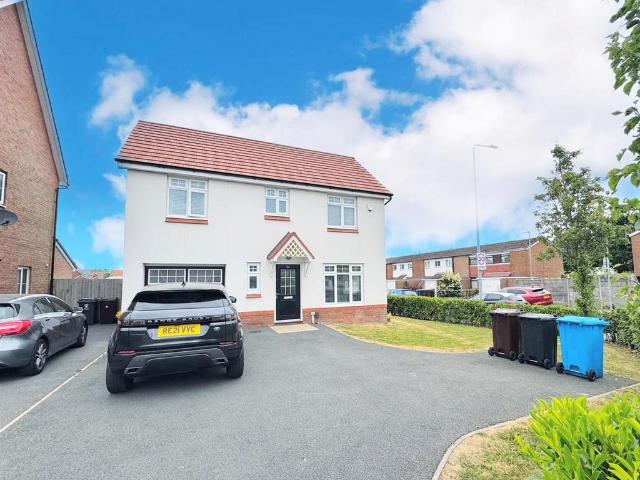 3 bedroom detached house for sale
