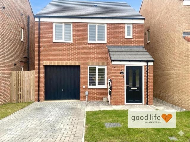 3 bedroom detached house for sale