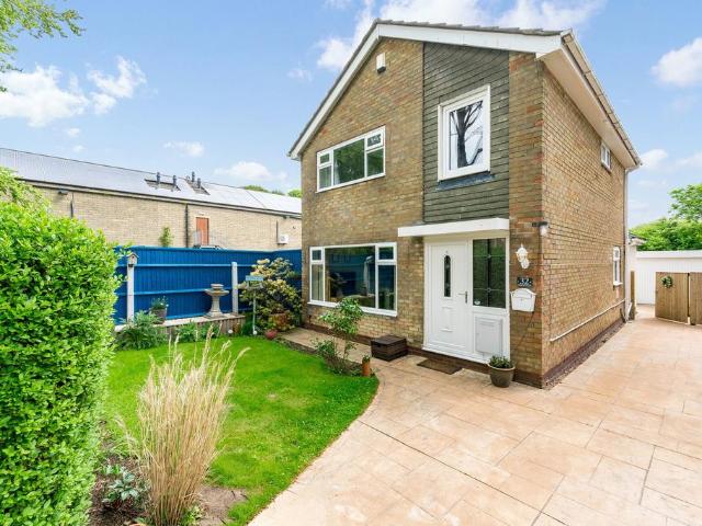3 bedroom detached house for sale
