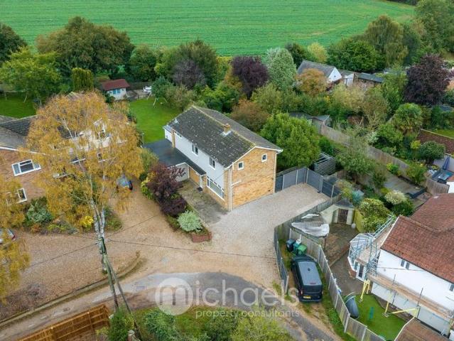 3 bedroom detached house for sale