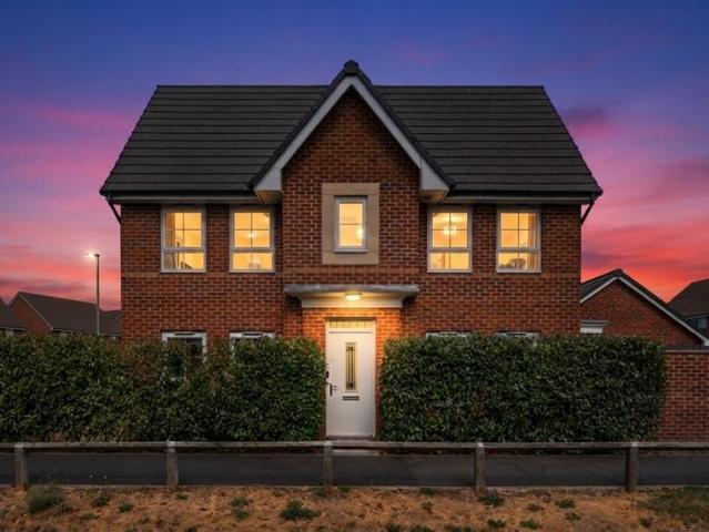 3 bedroom detached house for sale