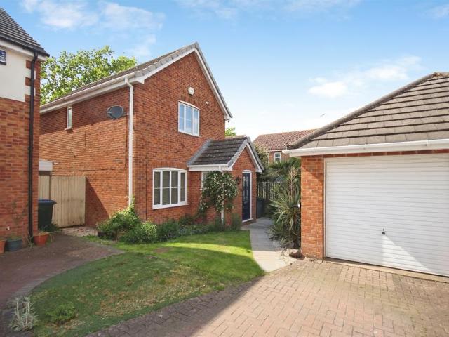 3 bedroom detached house for sale