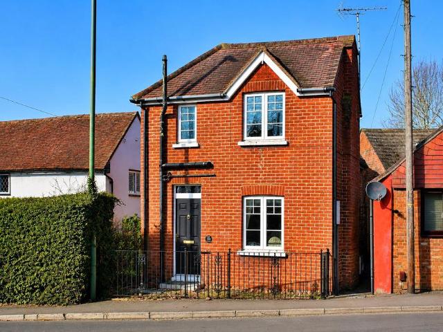 3 bedroom detached house for sale