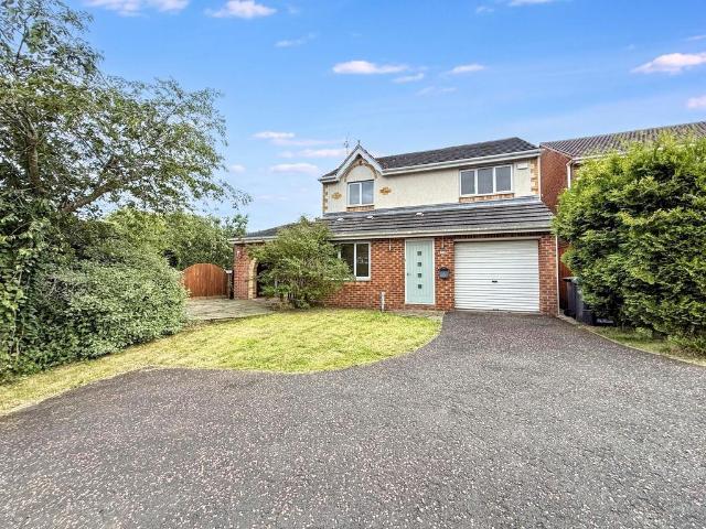 3 bedroom detached house for sale