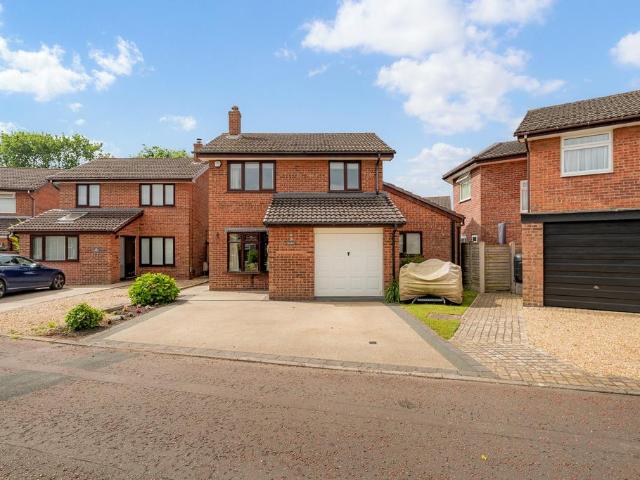 3 bedroom detached house for sale