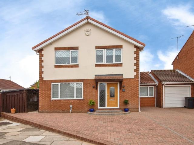 3 bedroom detached house for sale