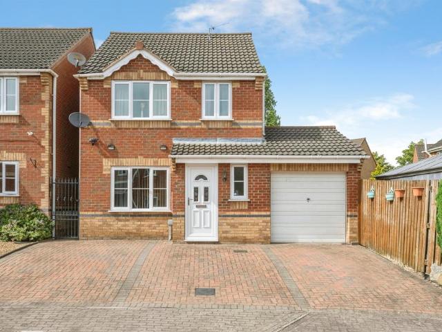 3 bedroom detached house for sale