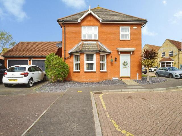 3 bedroom detached house for sale