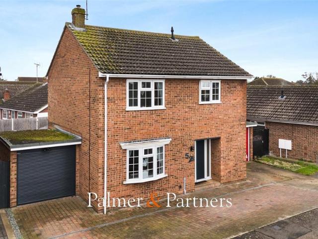 3 bedroom detached house for sale