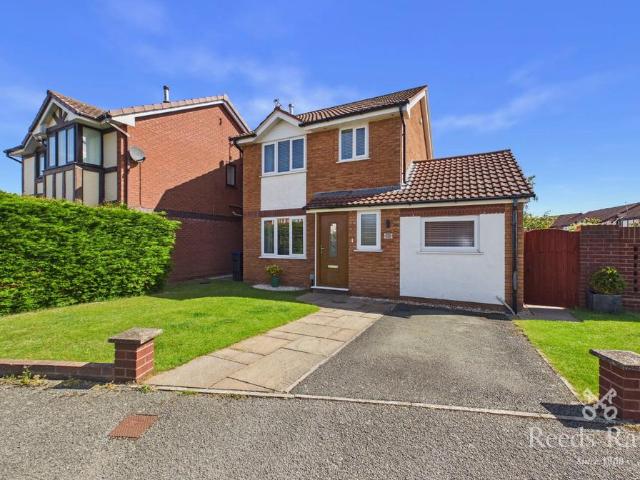 3 bedroom detached house for sale