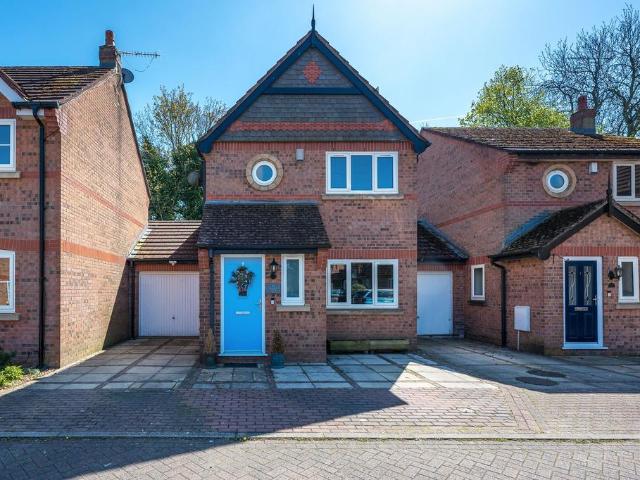 3 bedroom detached house for sale