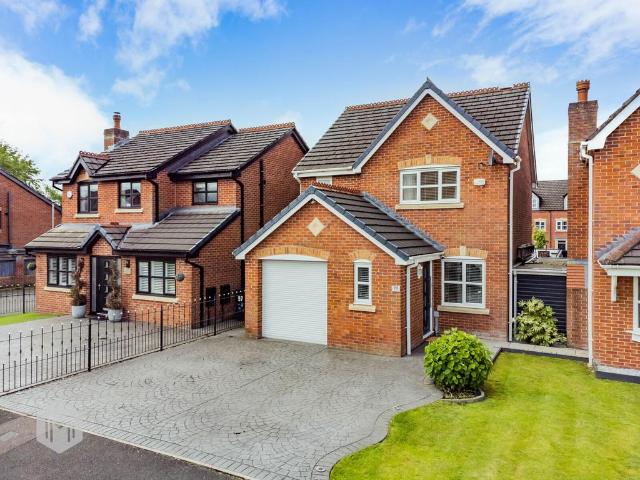 3 bedroom detached house for sale