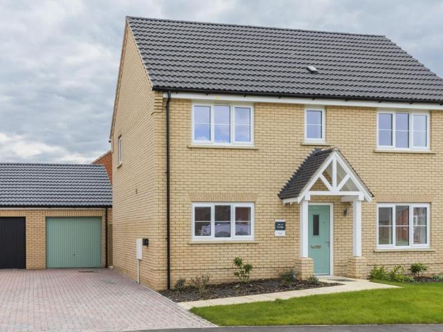 3 bedroom detached house for sale