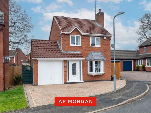 3 bedroom detached house for sale