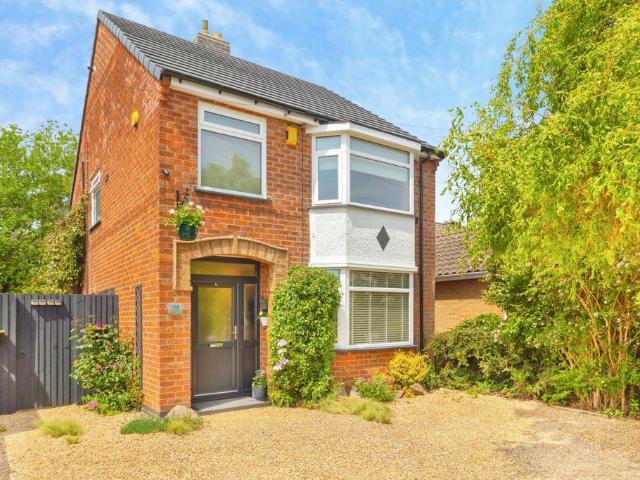 3 bedroom detached house for sale